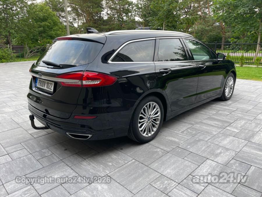 Black Ford Mondeo 2021 in Tallinn, with an engine capacity of 2.00 L and mileage of 188 thousand km for 14900 €, photo 5 on AUTOMOTO.COM.LV