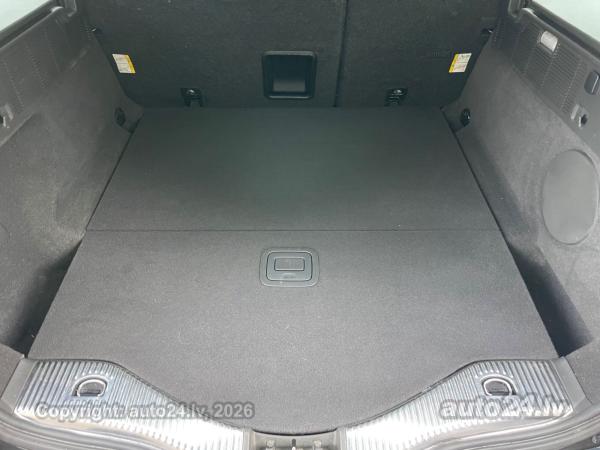 Black Ford Mondeo 2021 in Tallinn, with an engine capacity of 2.00 L and mileage of 188 thousand km for 14900 €, photo 7 on AUTOMOTO.COM.LV