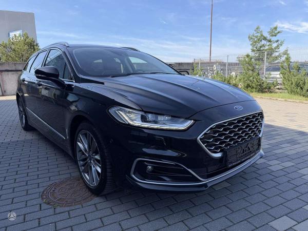 Black Ford Mondeo 2021 in Siauliai, with an engine capacity of 2.00 L and mileage of 249 thousand km for 10999 €, photo 4 on AUTOMOTO.COM.LV
