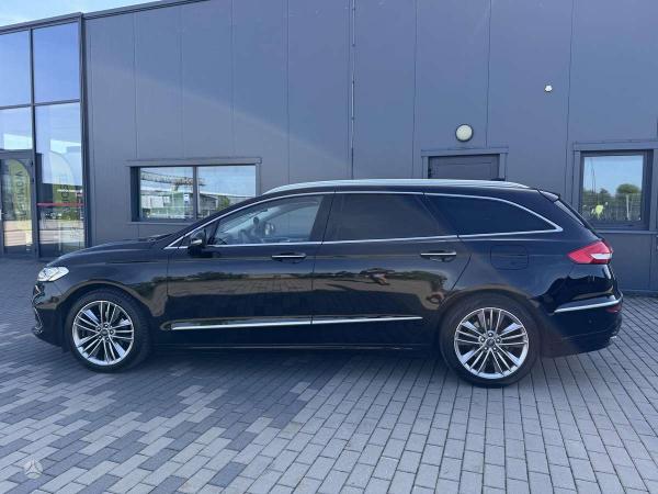 Black Ford Mondeo 2021 in Siauliai, with an engine capacity of 2.00 L and mileage of 249 thousand km for 10999 €, photo 7 on AUTOMOTO.COM.LV