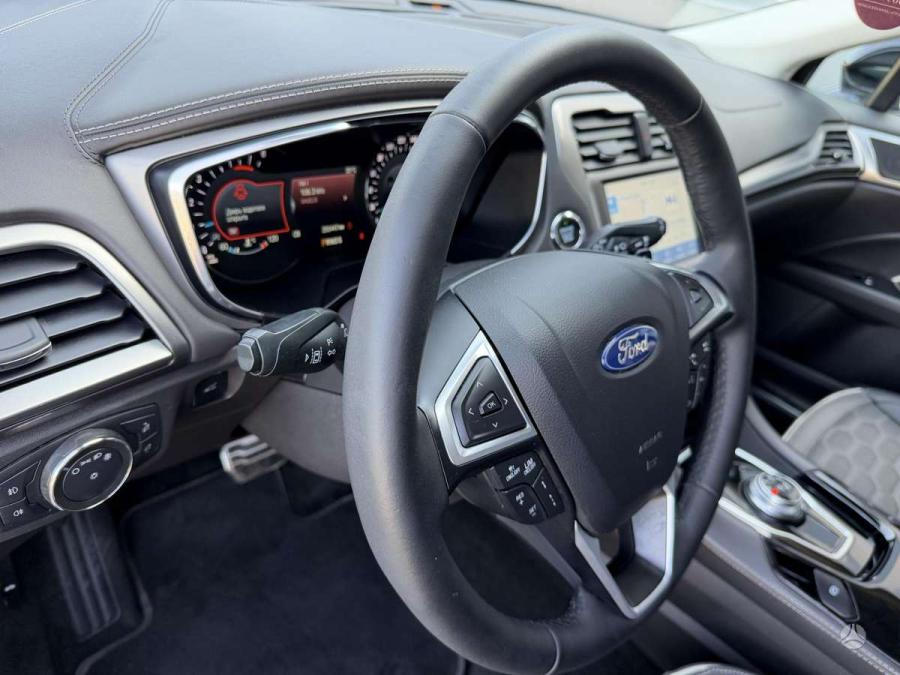 Melns Ford Mondeo 2021 Šauļi, ar dzinēja tilpumu 2.00 L un nobraukumu 249 tūkst. km par 10999 €, foto 14 vietnē AUTOMOTO.COM.LV