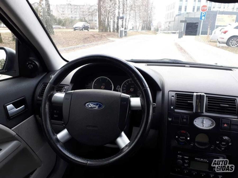Blue Ford Mondeo 2001 in Panevezys, with an engine capacity of 2.00 L and mileage of 263 thousand km for 500 €, photo 11 on AUTOMOTO.COM.LV