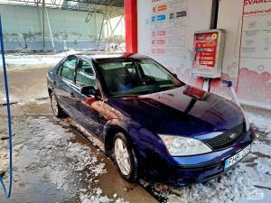 Blue Ford Mondeo 2003 in Silute, with an engine capacity of 2.00 L and mileage of 224 thousand km for 999 €, photo 3 on AUTOMOTO.COM.LV