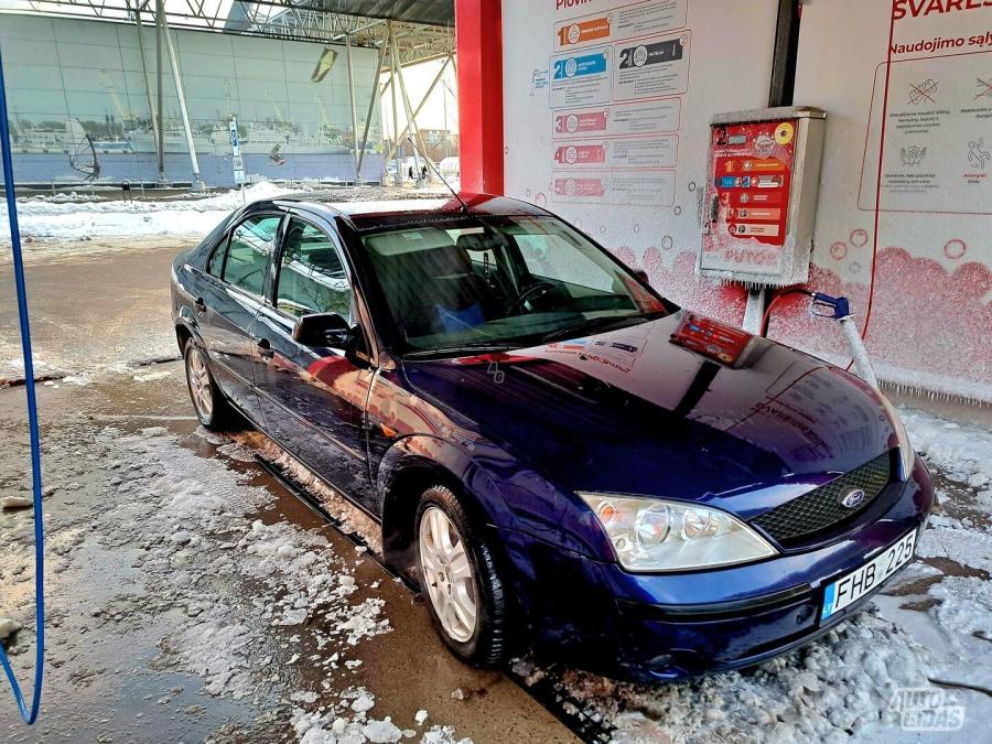 Blue Ford Mondeo 2003 in Silute, with an engine capacity of 2.00 L and mileage of 224 thousand km for 999 €, photo 3 on AUTOMOTO.COM.LV