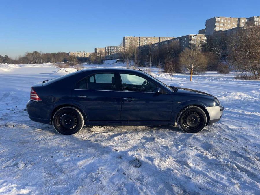 Zils Ford Mondeo 2007 Viļņa, ar dzinēja tilpumu 2.00 L un nobraukumu 301 tūkst. km par 920 €, foto 3 vietnē AUTOMOTO.COM.LV