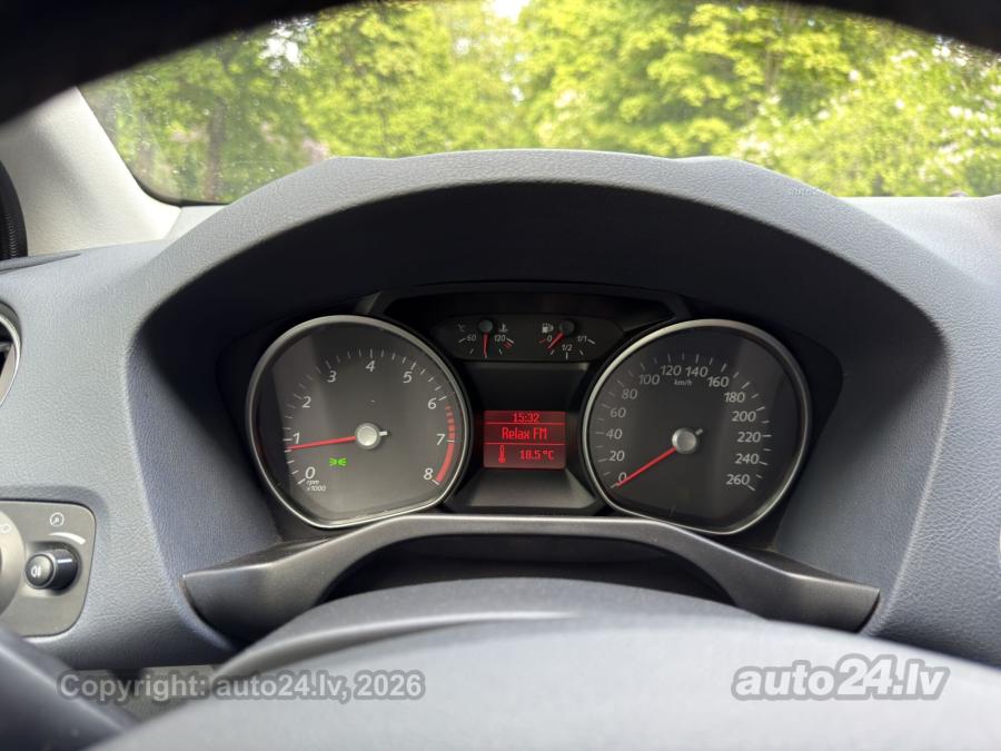 Blue Ford Mondeo 2007 in Tallinn, with an engine capacity of 2.00 L and mileage of 263 thousand km for 2500 €, photo 9 on AUTOMOTO.COM.LV