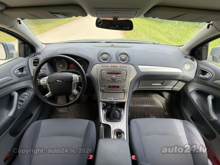 Blue Ford Mondeo 2007 in Tallinn, with an engine capacity of 2.00 L and mileage of 263 thousand km for 2500 €, photo 12 on AUTOMOTO.COM.LV