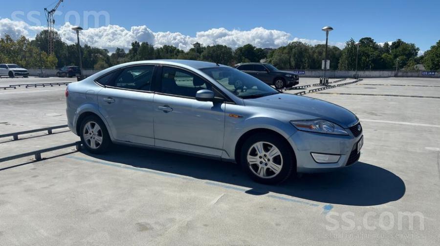Blue Ford Mondeo 2007 in Riga, with an engine capacity of 1.80 L and mileage of 284 thousand km for 2000 €, photo 3 on AUTOMOTO.COM.LV