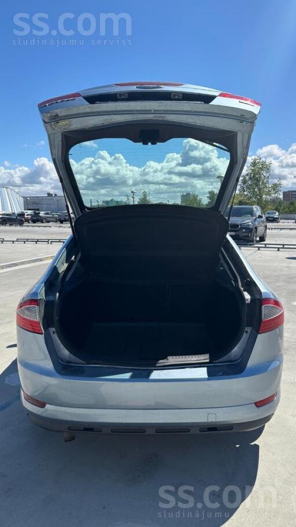 Zils Ford Mondeo 2007 Rīga, ar dzinēja tilpumu 1.80 L un nobraukumu 284 tūkst. km par 2000 €, foto 5 vietnē AUTOMOTO.COM.LV