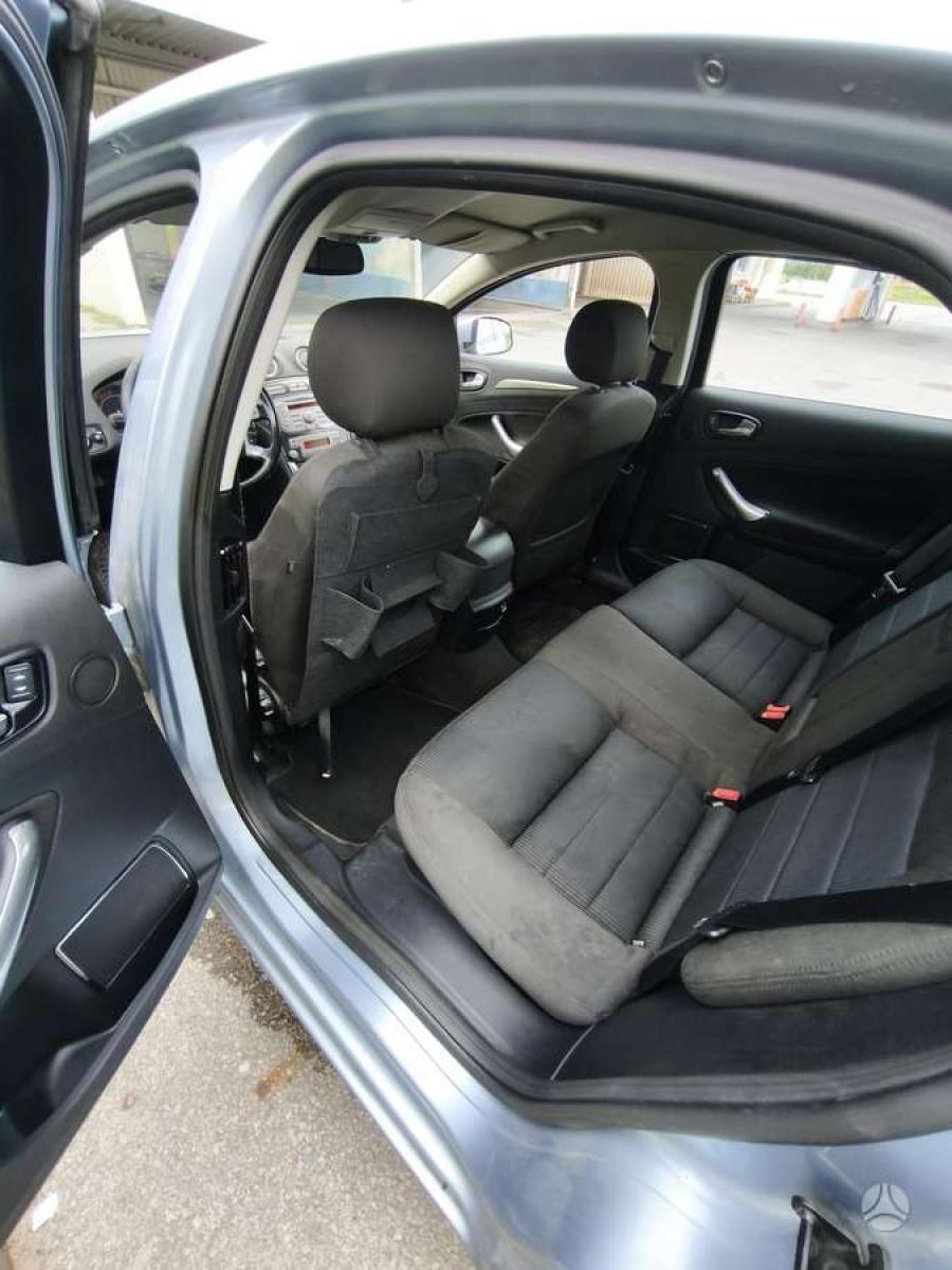 Zils Ford Mondeo 2007 Klaipėda, ar dzinēja tilpumu 1.75 L un nobraukumu 310 tūkst. km par 1500 €, foto 9 vietnē AUTOMOTO.COM.LV