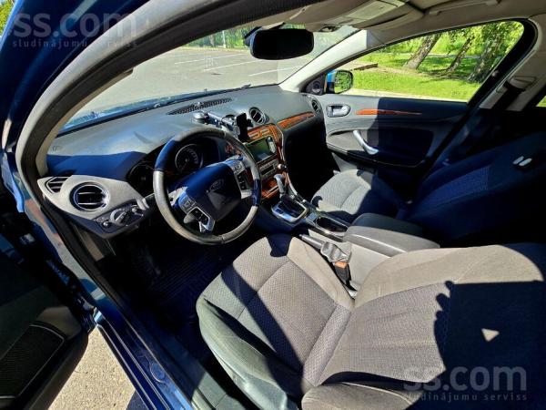 Zils Ford Mondeo 2008 Liepāja, ar dzinēja tilpumu 2.00 L un nobraukumu 240 tūkst. km par 4150 €, foto 6 vietnē AUTOMOTO.COM.LV