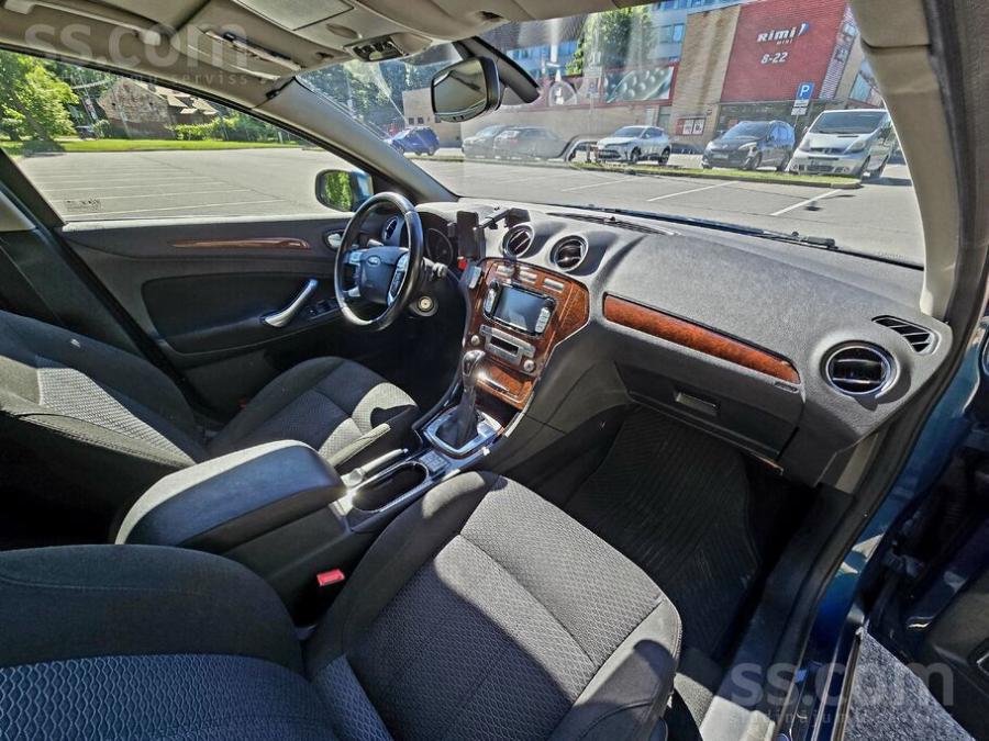 Zils Ford Mondeo 2008 Liepāja, ar dzinēja tilpumu 2.00 L un nobraukumu 240 tūkst. km par 4150 €, foto 8 vietnē AUTOMOTO.COM.LV