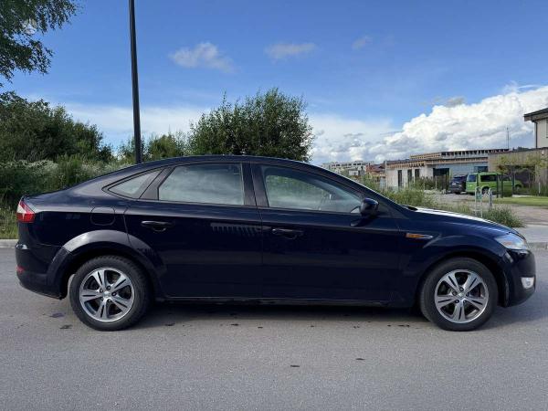 Zils Ford Mondeo 2008 Viļņa, ar dzinēja tilpumu 1.75 L un nobraukumu 265 tūkst. km par 1450 €, foto 4 vietnē AUTOMOTO.COM.LV