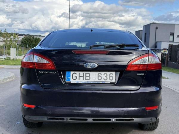 Zils Ford Mondeo 2008 Viļņa, ar dzinēja tilpumu 1.75 L un nobraukumu 265 tūkst. km par 1450 €, foto 6 vietnē AUTOMOTO.COM.LV