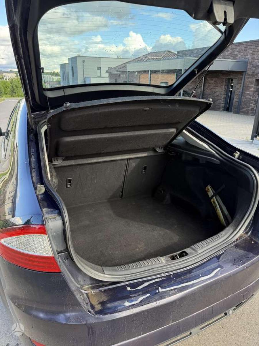 Zils Ford Mondeo 2008 Viļņa, ar dzinēja tilpumu 1.75 L un nobraukumu 265 tūkst. km par 1450 €, foto 15 vietnē AUTOMOTO.COM.LV