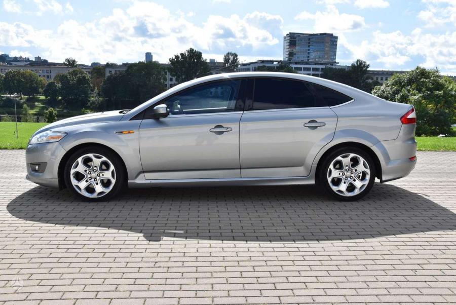 Blue Ford Mondeo 2009 in Vilnius, with an engine capacity of 2.18 L and mileage of 289 thousand km for 2300 €, photo 8 on AUTOMOTO.COM.LV
