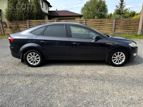 Zils Ford Mondeo 2010 Saldus, ar dzinēja tilpumu 2.00 L un nobraukumu 272 tūkst. km par 995 €, foto 4 vietnē AUTOMOTO.COM.LV