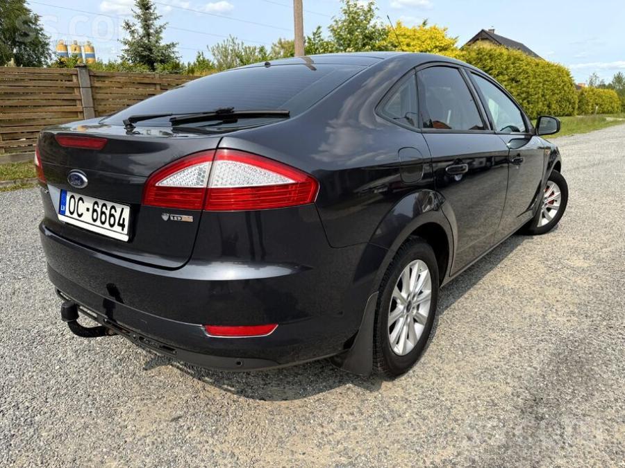 Zils Ford Mondeo 2010 Saldus, ar dzinēja tilpumu 2.00 L un nobraukumu 272 tūkst. km par 3995 €, foto 33 vietnē AUTOMOTO.COM.LV