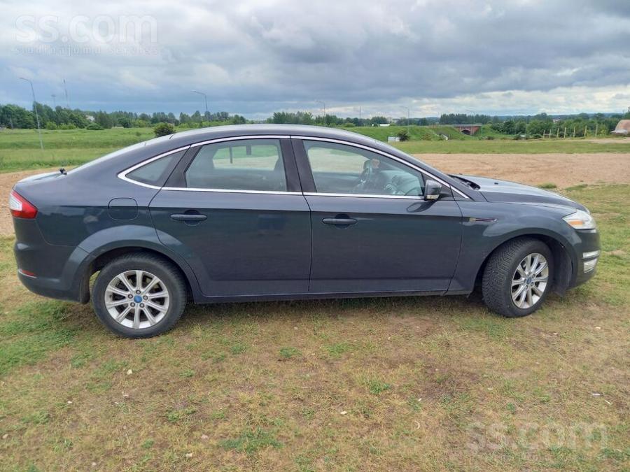 Zils Ford Mondeo 2011 Daugavpils, ar dzinēja tilpumu 1.60 L un nobraukumu 267 tūkst. km par 3900 €, foto 5 vietnē AUTOMOTO.COM.LV