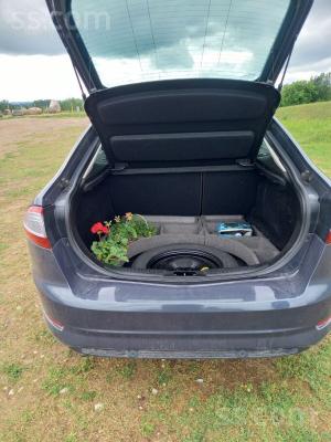 Zils Ford Mondeo 2011 Daugavpils, ar dzinēja tilpumu 1.60 L un nobraukumu 267 tūkst. km par 3900 €, foto 7 vietnē AUTOMOTO.COM.LV