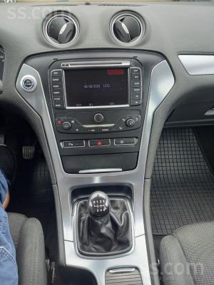 Zils Ford Mondeo 2011 Daugavpils, ar dzinēja tilpumu 1.60 L un nobraukumu 267 tūkst. km par 3900 €, foto 14 vietnē AUTOMOTO.COM.LV