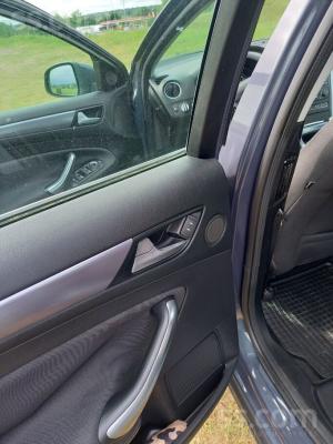 Zils Ford Mondeo 2011 Daugavpils, ar dzinēja tilpumu 1.60 L un nobraukumu 267 tūkst. km par 3900 €, foto 17 vietnē AUTOMOTO.COM.LV