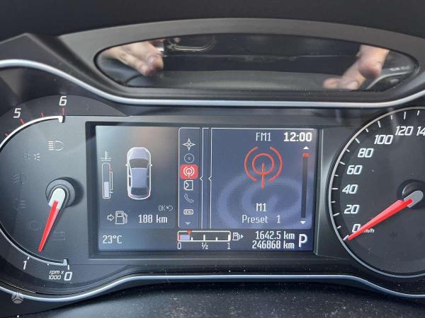 Zils Ford Mondeo 2013 Kauņa, ar dzinēja tilpumu 2.00 L un nobraukumu 247 tūkst. km par 2000 €, foto 3 vietnē AUTOMOTO.COM.LV