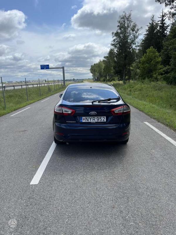 Zils Ford Mondeo 2013 Kauņa, ar dzinēja tilpumu 2.00 L un nobraukumu 247 tūkst. km par 2000 €, foto 4 vietnē AUTOMOTO.COM.LV