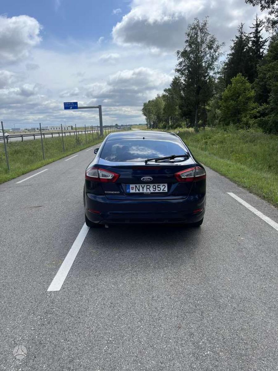 Blue Ford Mondeo 2013 in Kaunas, with an engine capacity of 2.00 L and mileage of 247 thousand km for 2000 €, photo 5 on AUTOMOTO.COM.LV