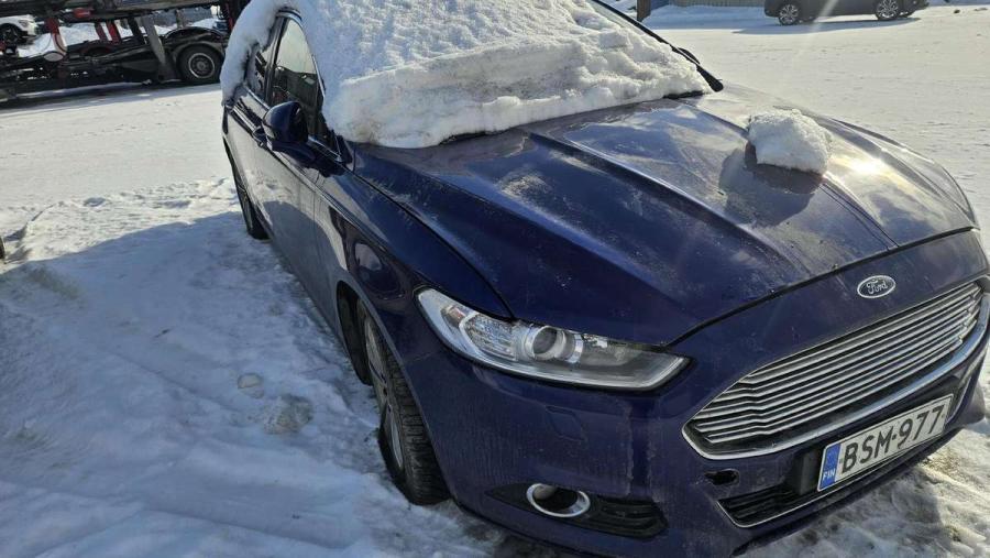 Blue Ford Mondeo 2015 in Kelme, with an engine capacity of 2.00 L and mileage of 320 thousand km for 2999 €, photo 2 on AUTOMOTO.COM.LV