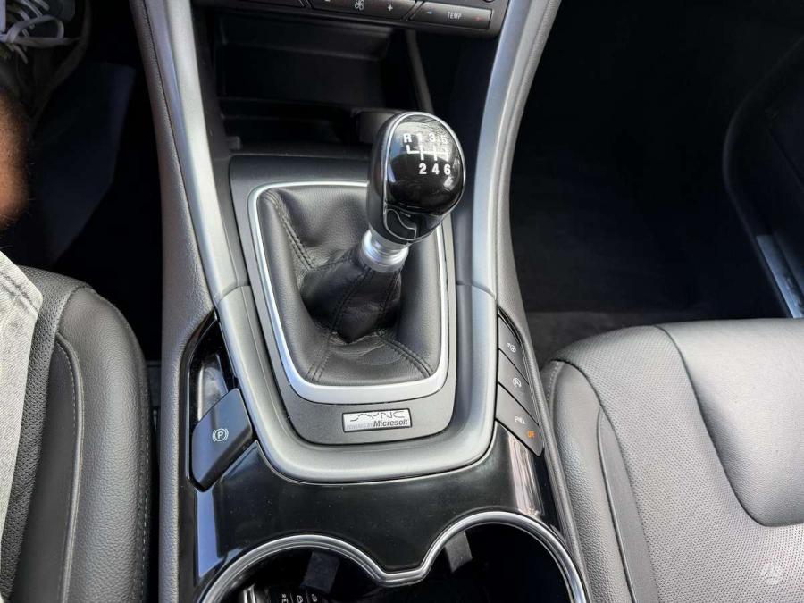 Blue Ford Mondeo 2015 in Marijampole, with an engine capacity of 1.56 L and mileage of 135 thousand km for 6750 €, photo 16 on AUTOMOTO.COM.LV