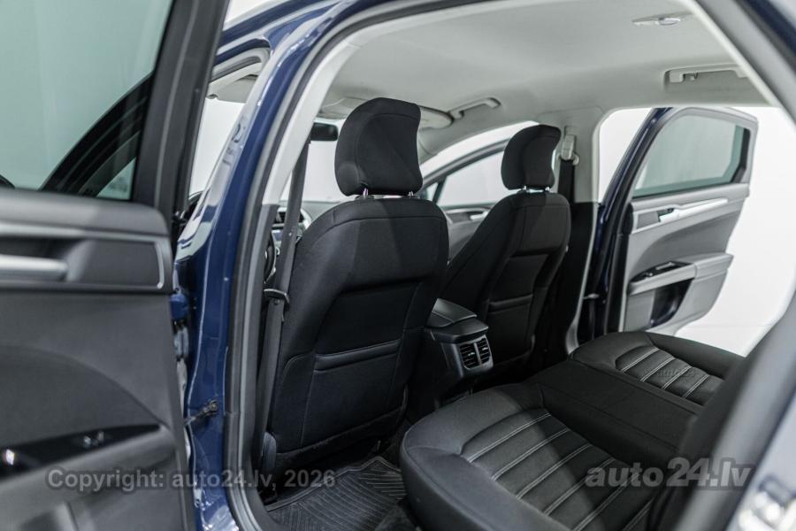 Zils Ford Mondeo 2015 Tallina, ar dzinēja tilpumu 2.00 L un nobraukumu 199 tūkst. km par 6990 €, foto 20 vietnē AUTOMOTO.COM.LV