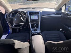 Blue Ford Mondeo 2017 in Riga, with an engine capacity of 2.00 L and mileage of 240 thousand km for 6500 €, photo 10 on AUTOMOTO.COM.LV