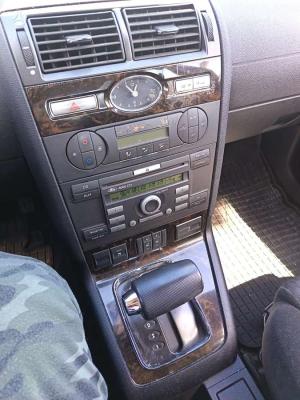Blue Ford Mondeo 2006 in Vilnius, with an engine capacity of 0.20 L and mileage of 200 thousand km for 750 €, photo 14 on AUTOMOTO.COM.LV