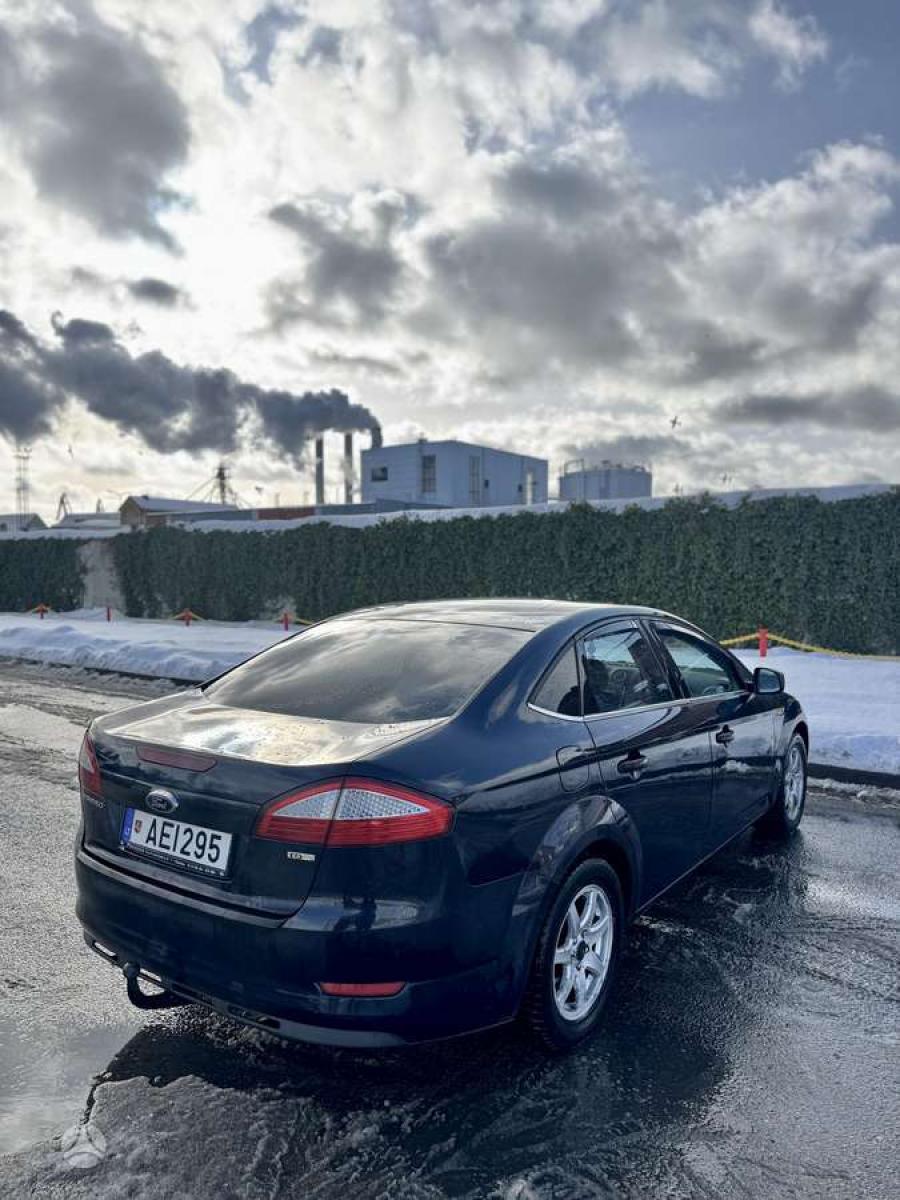 Blue Ford Mondeo 2008 in Klaipeda, with an engine capacity of 2.00 L and mileage of 318 thousand km for 2200 €, photo 6 on AUTOMOTO.COM.LV