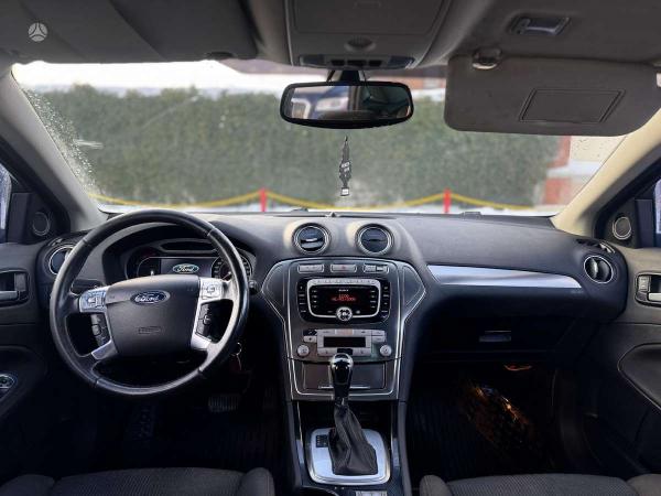 Blue Ford Mondeo 2008 in Klaipeda, with an engine capacity of 2.00 L and mileage of 318 thousand km for 2200 €, photo 11 on AUTOMOTO.COM.LV