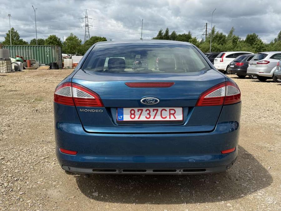 Blue Ford Mondeo 2009 in Siauliai, with an engine capacity of 2.00 L and mileage of 350 thousand km for 1300 €, photo 7 on AUTOMOTO.COM.LV