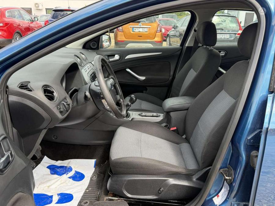 Blue Ford Mondeo 2009 in Siauliai, with an engine capacity of 2.00 L and mileage of 350 thousand km for 1300 €, photo 10 on AUTOMOTO.COM.LV