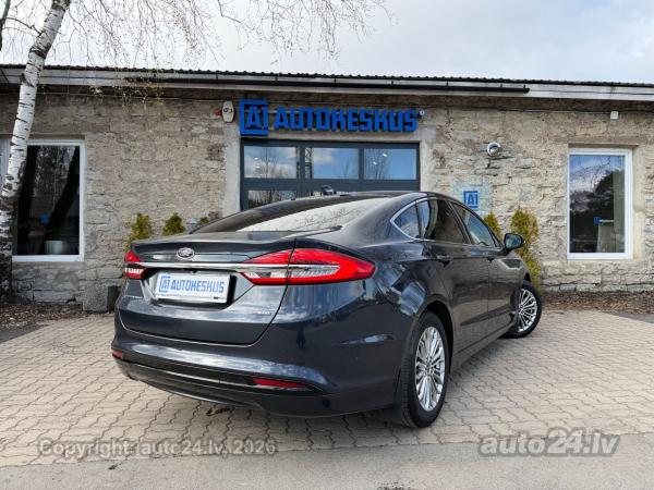 Zils Ford Mondeo 2021 Tallina, ar dzinēja tilpumu 2.00 L un nobraukumu 39 tūkst. km par 22490 €, foto 2 vietnē AUTOMOTO.COM.LV