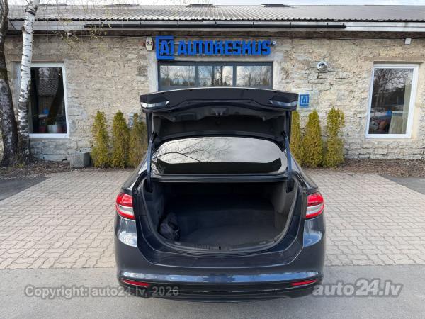 Zils Ford Mondeo 2021 Tallina, ar dzinēja tilpumu 2.00 L un nobraukumu 39 tūkst. km par 22490 €, foto 10 vietnē AUTOMOTO.COM.LV