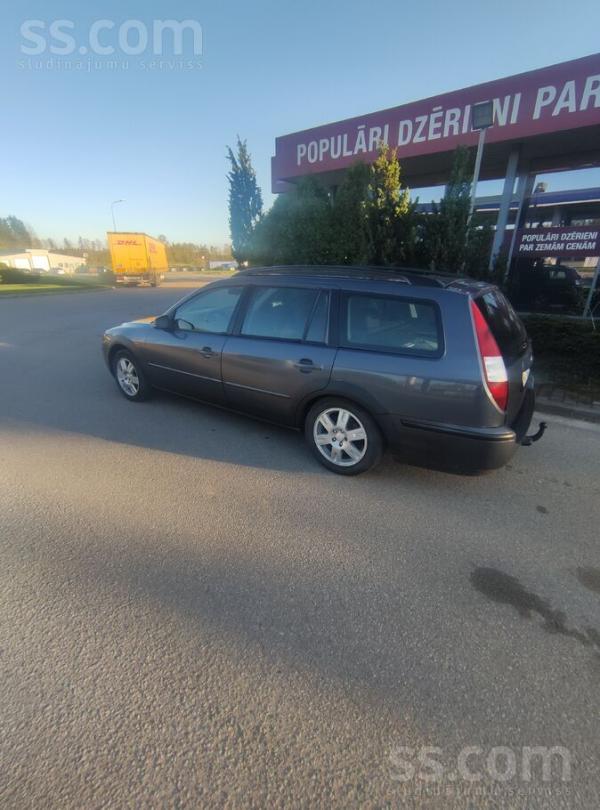 Zils Ford Mondeo 2003 Rīga, ar dzinēja tilpumu 2.00 L un nobraukumu 280 tūkst. km par 800 €, foto 1 vietnē AUTOMOTO.COM.LV