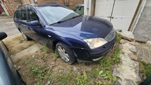 Blue Ford Mondeo 2005 in Riga, with an engine capacity of 2.00 L and mileage of 198 thousand km for 600 €, photo 8 on AUTOMOTO.COM.LV