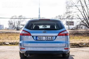 Zils Ford Mondeo 2007 Rīga, ar dzinēja tilpumu 2.00 L un nobraukumu 338 tūkst. km par 2990 €, foto 9 vietnē AUTOMOTO.COM.LV