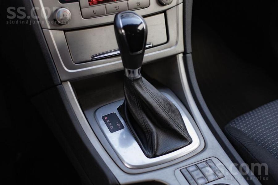 Zils Ford Mondeo 2007 Rīga, ar dzinēja tilpumu 2.00 L un nobraukumu 338 tūkst. km par 2990 €, foto 20 vietnē AUTOMOTO.COM.LV