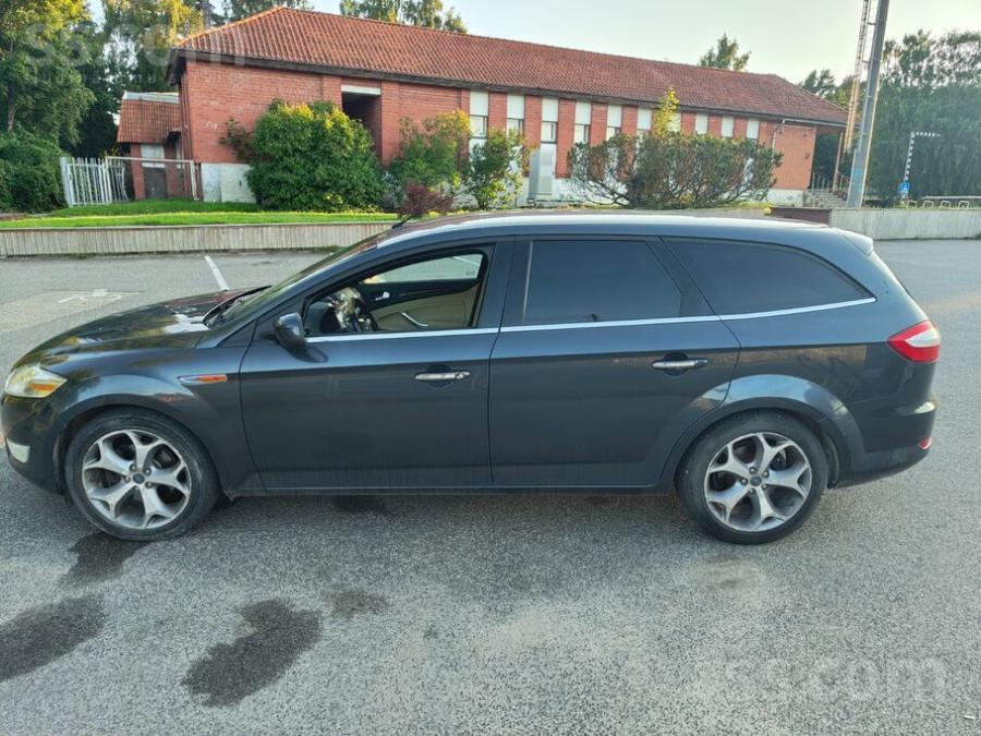 Blue Ford Mondeo 2007 in Riga, with an engine capacity of 2.00 L and mileage of 186 thousand km for 3500 €, photo 7 on AUTOMOTO.COM.LV