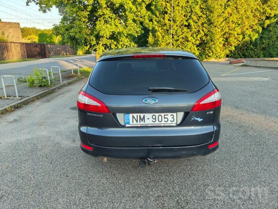 Blue Ford Mondeo 2007 in Riga, with an engine capacity of 2.00 L and mileage of 186 thousand km for 3500 €, photo 8 on AUTOMOTO.COM.LV
