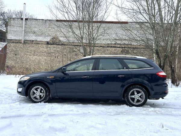 Zils Ford Mondeo 2008 Rīga, ar dzinēja tilpumu 2.00 L un nobraukumu 288 tūkst. km par 3700 €, foto 5 vietnē AUTOMOTO.COM.LV