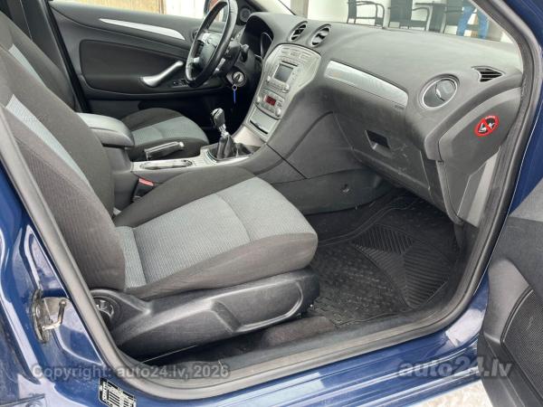 Zils Ford Mondeo 2008 Kuresāre, ar dzinēja tilpumu 2.00 L un nobraukumu 433 tūkst. km par 1690 €, foto 11 vietnē AUTOMOTO.COM.LV