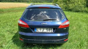 Zils Ford Mondeo 2008 Jurbarkas, ar dzinēja tilpumu 2.00 L un nobraukumu 337 tūkst. km par 1699 €, foto 5 vietnē AUTOMOTO.COM.LV