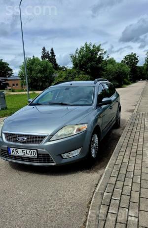 Zils Ford Mondeo 2008 Madona, ar dzinēja tilpumu 1.80 L un nobraukumu 400 tūkst. km par 1500 €, foto  vietnē AUTOMOTO.COM.LV